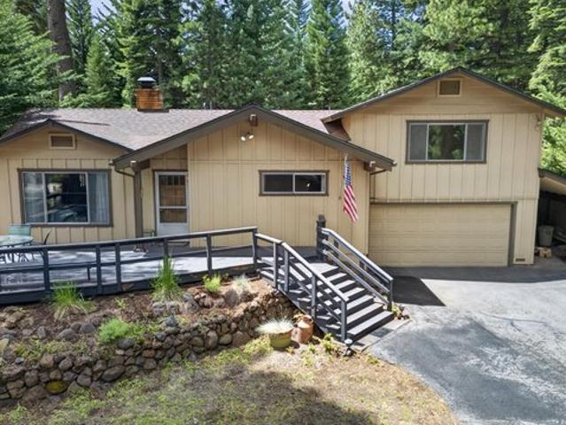 927 Peninsula Dr Unit 3, Lake Almanor, CA 96137