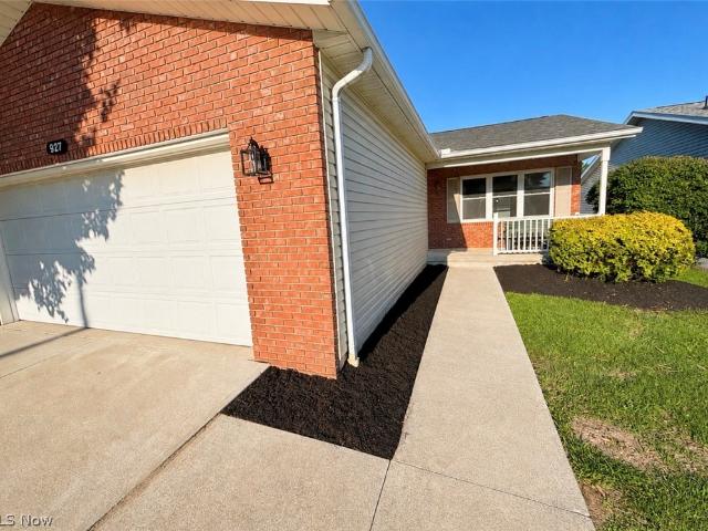 927 Pepperwood Drive