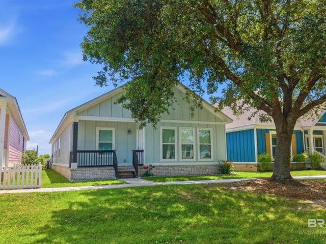 927 Periwinkle Ln, Foley, AL 36535