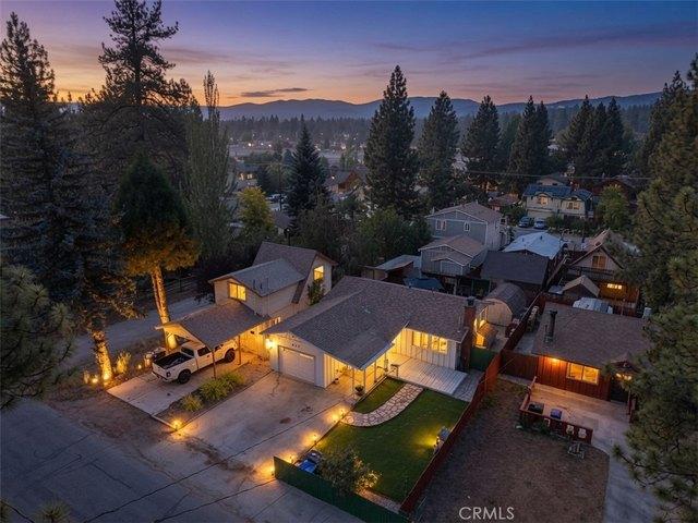 927 W Aeroplane Blvd, Big Bear City, CA 92314