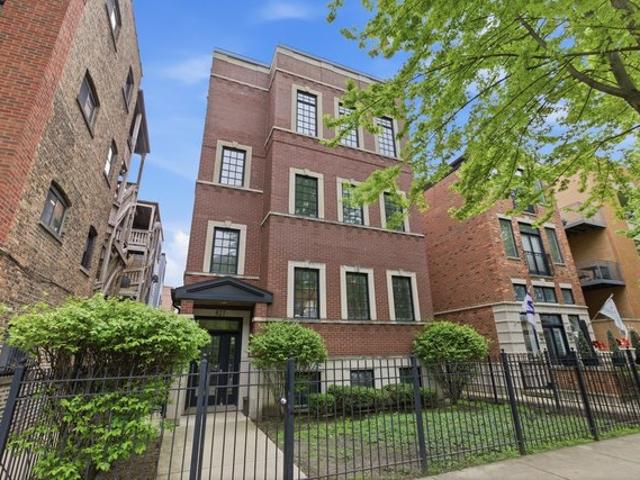 927 W George St Apt 2, Chicago, IL 60657