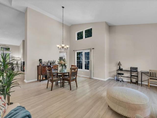927 Thatcher WAY