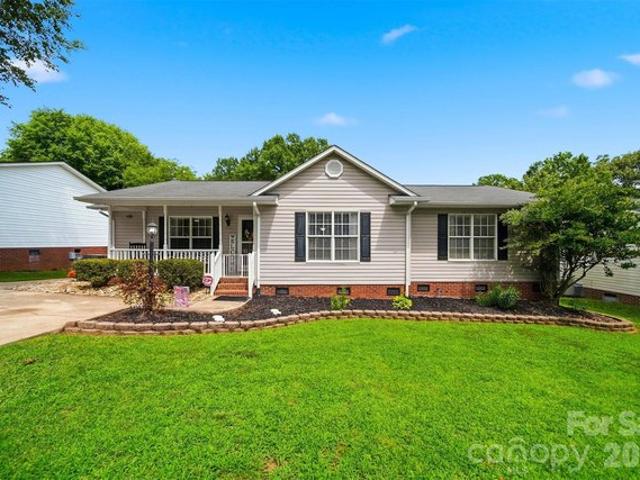 927 Victoria Ave, Kannapolis, NC 28081