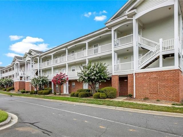 9285 Meadow Vista Rd Unit 303, Charlotte, NC 28213