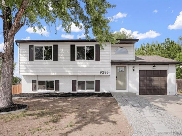 9285 W Wagon Trail Dr, Littleton, CO 80123