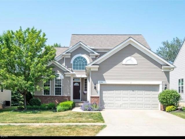 9286 Rainier Ct, Strongsville, OH 44136