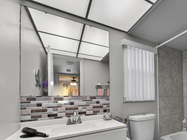 9281 Sunrise Lakes Blvd, Unit 107, Sunrise, FL 33322 | MLS #F10548