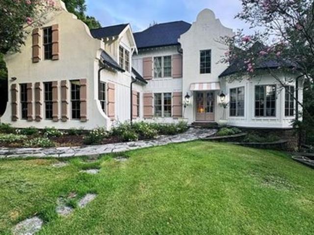 9282 Twin Beech Rd, Fairhope, AL 36532