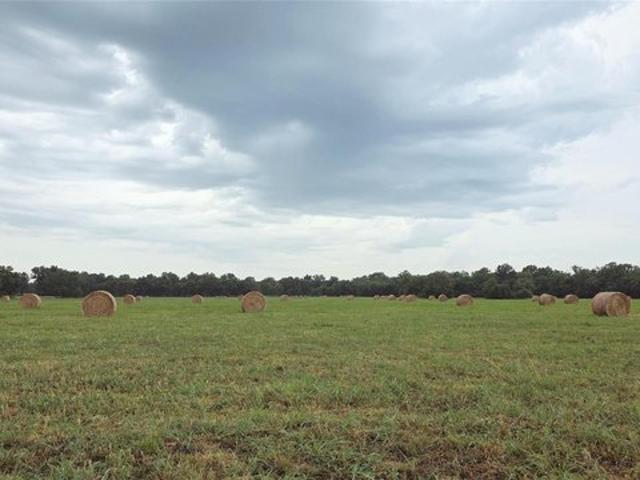 9283 E 470 Rd, Claremore, OK 74017