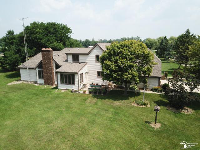 9283 Head O Lake Road