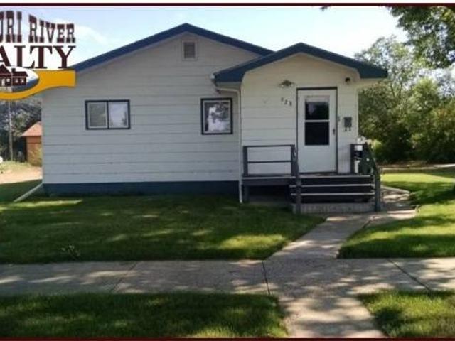 928 4th Ave S, Glasgow, MT 59230