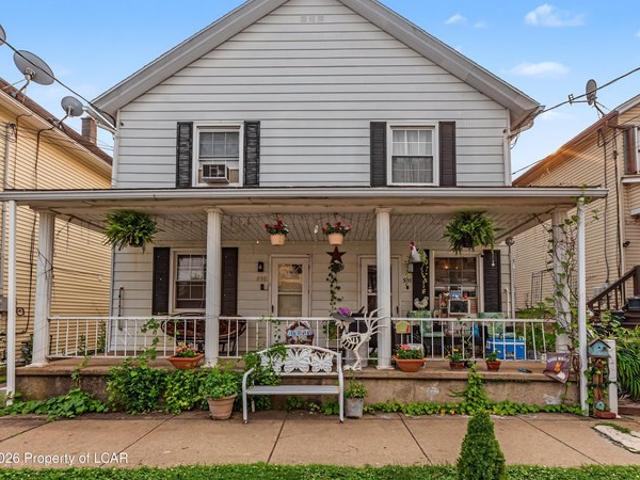 928 930 S Market St, Nanticoke, PA 18634