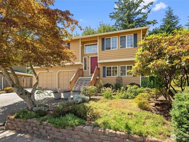 928 96th Ave SE, Lake Stevens, WA 98258