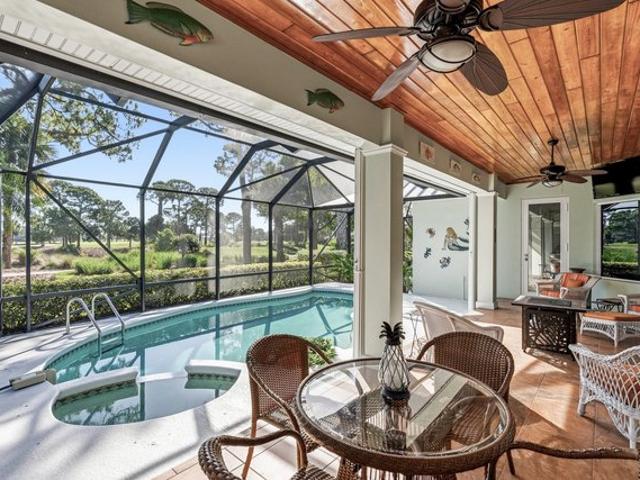 928 Carolina Cir SW, Vero Beach, FL 32962