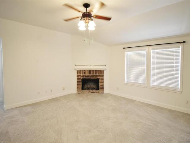 928 Oakcrest Drive