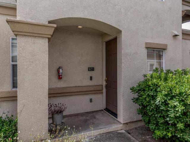 928 Monarch Circle