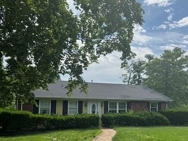 928 S Gore Ave, Webster Groves, MO 63119