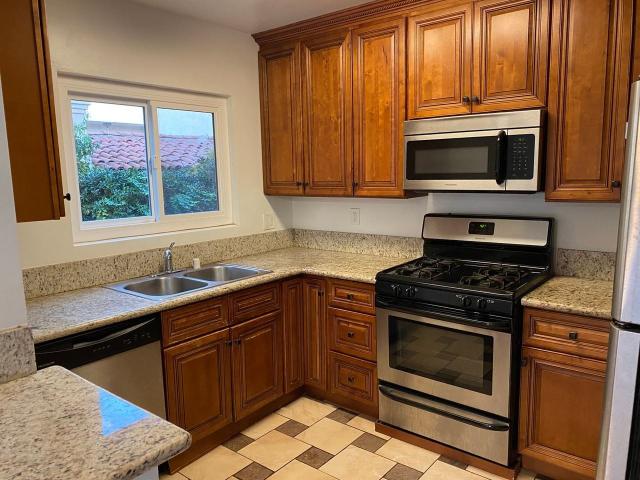 928 South Sherbourne Drive 1 Bedroom Apartment for Rent at 928 S Sherbourne Dr, Los Angeles, CA 90035 South Robertson