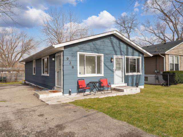 928 Southmoor Lane