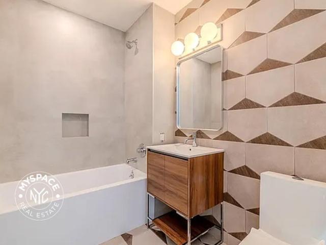 #928 Rooms in 2Br/2Ba in Flatbush