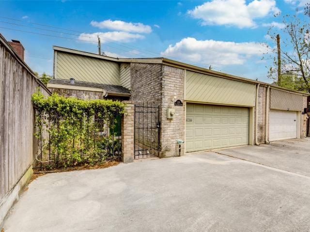 928 W Main St, Houston, TX 77006 | MLS #32544 | Compass