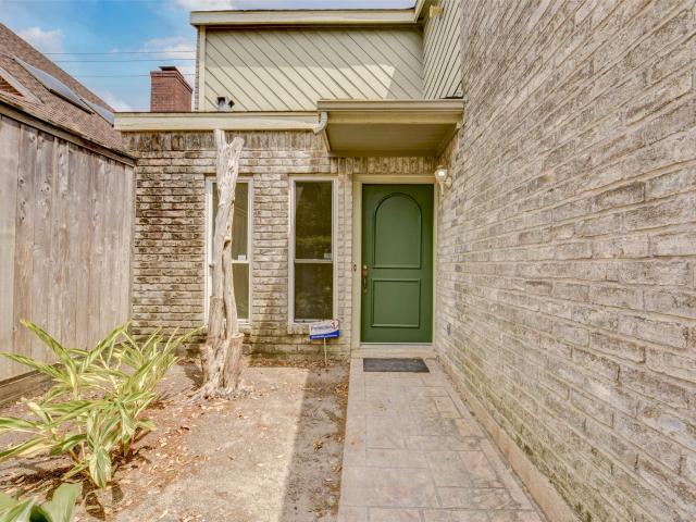 928 W Main Street