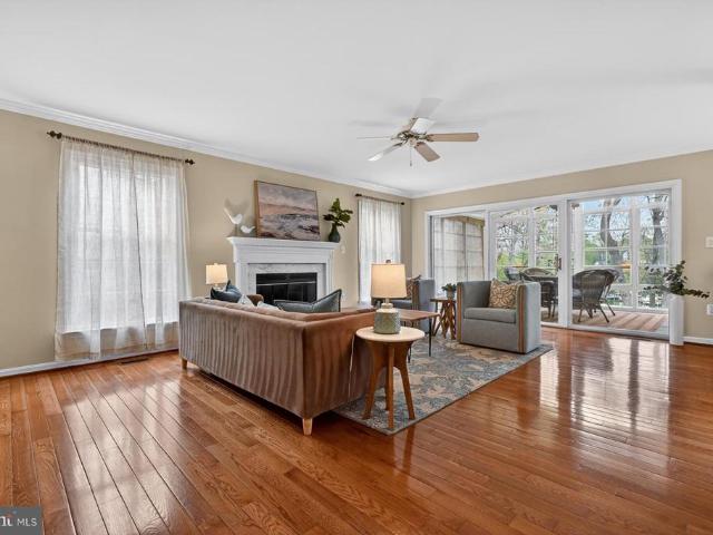 928 Waterview Drive