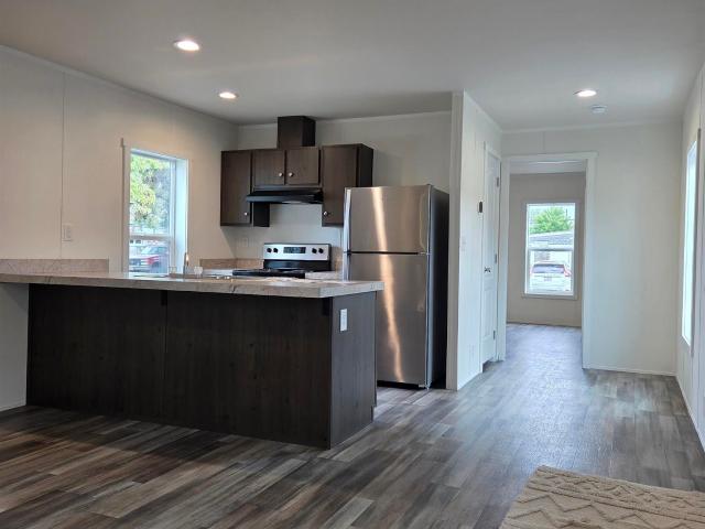 928 Warner Ave 8