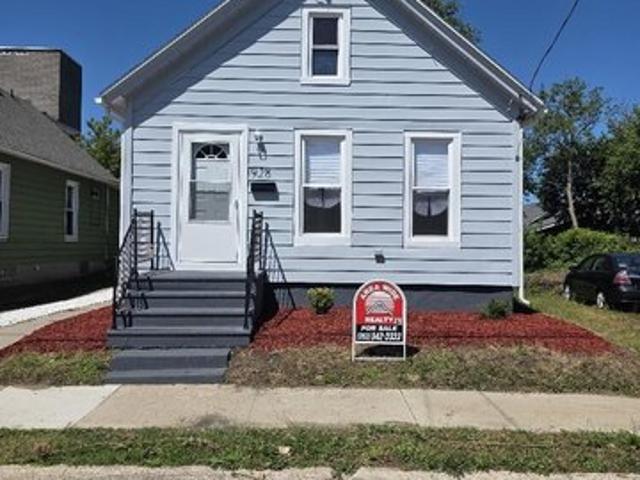 928 Wilson St, Racine, WI 53404