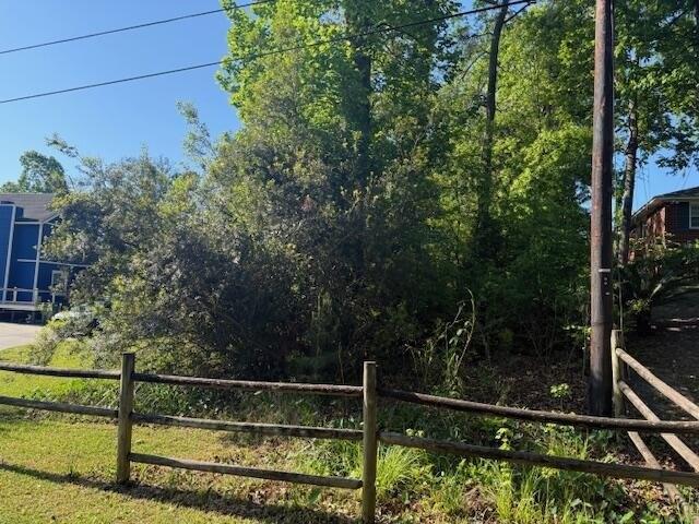 928 Valley St, Hanahan, SC 29410
