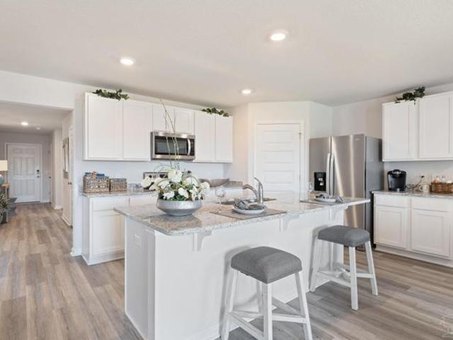 9299 Tara Cir, Milton, FL 32583