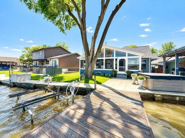 9292 Buckeye Dr, Huntsville, OH 43324