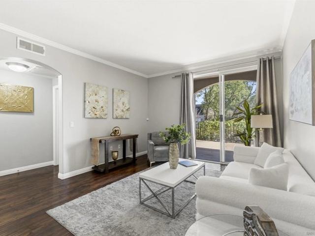 9293 Regents Rd Unit C108, La Jolla, CA 92037