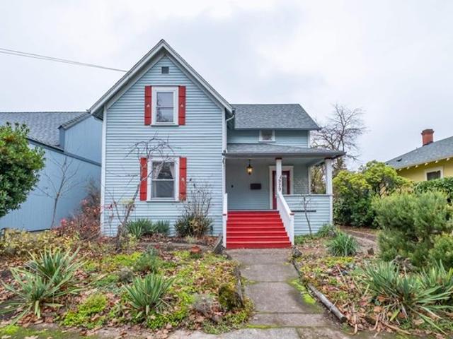 929 10th Ave SW, Albany, OR 97321