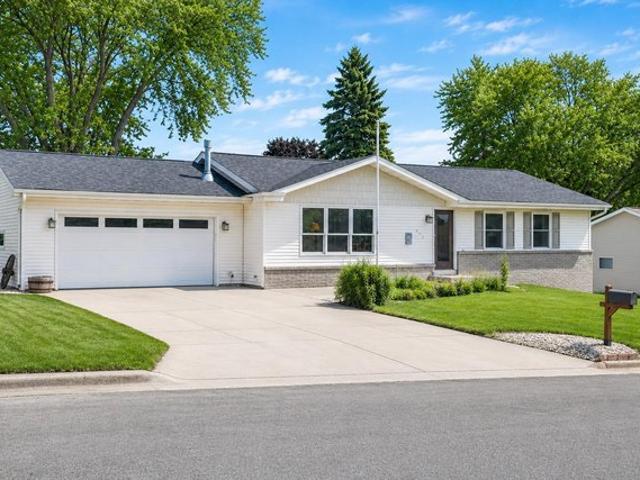 929 4th St, Monroe, WI 53566