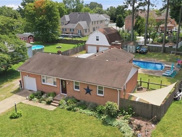 929 Cogliandro Dr, Chesapeake, VA 23320