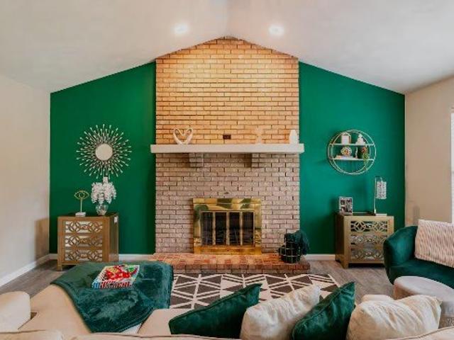 929 Cool Valley Dr, Belleville, IL 62220