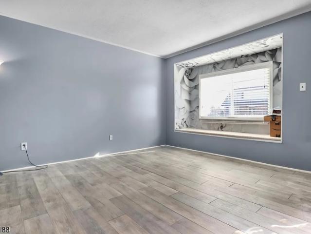 929 Bordentown Rd