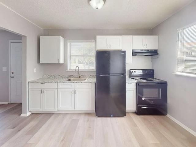 929 Gilmore Ave, Lakeland, FL 33801