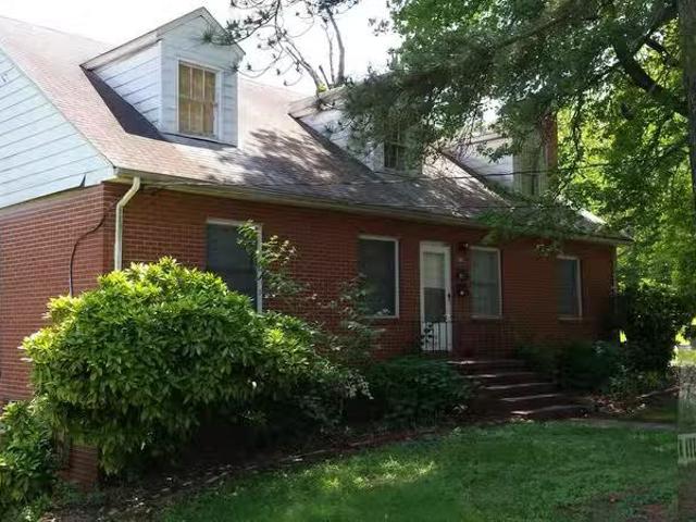 929 Glenwood Avenue, Greensboro, NC 929 Glenwood Avenue #B