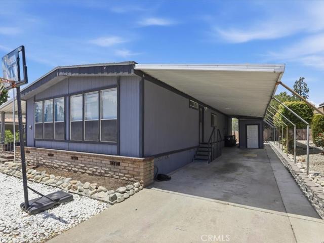 929 E Foothill 198