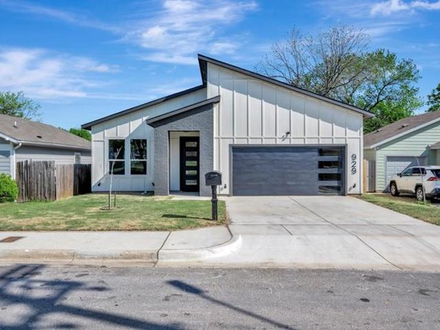 929 E Magnolia Ave, Fort Worth, TX 76104