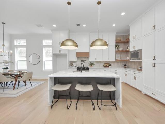 929 Fisher St Unit D, Houston, TX 77018