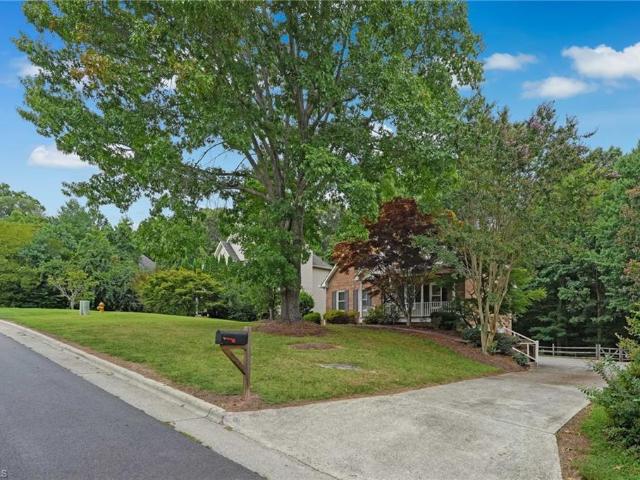 929 Kensal Green Drive
