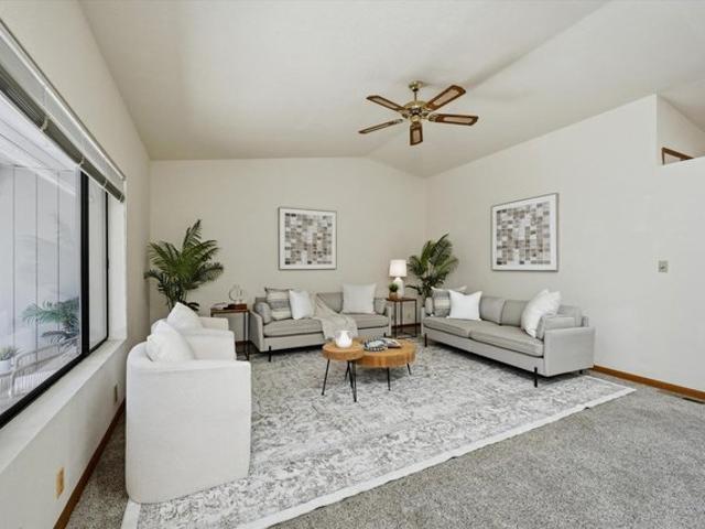 929 Helen Ave, Ukiah, CA 95482
