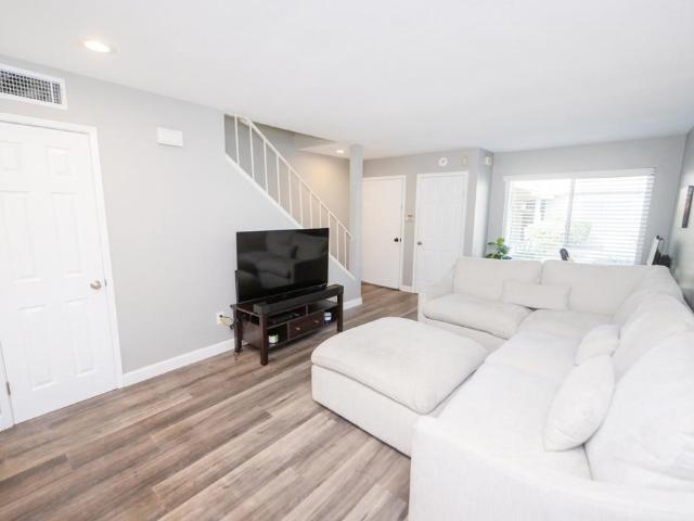 929 Jamacha Road B
