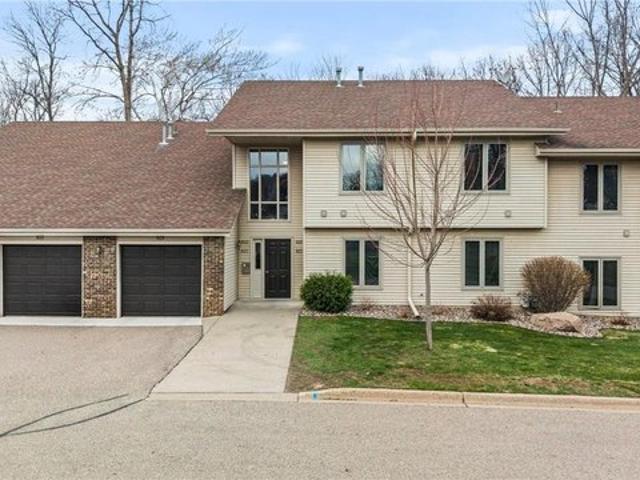 929 Oakwood Heights Cir Unit 6, Eagan, MN 55123