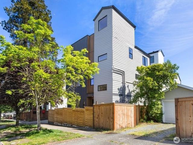 929 N 87th St, Seattle, WA 98103