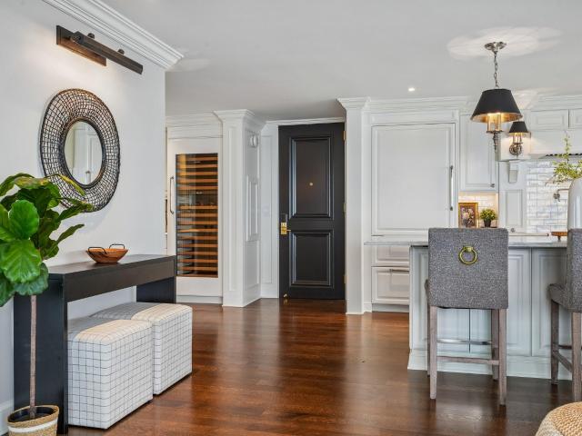 929 N Astor St, Unit 2706 08
