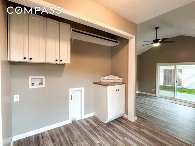 929 N Sycamore St, Ottawa, KS